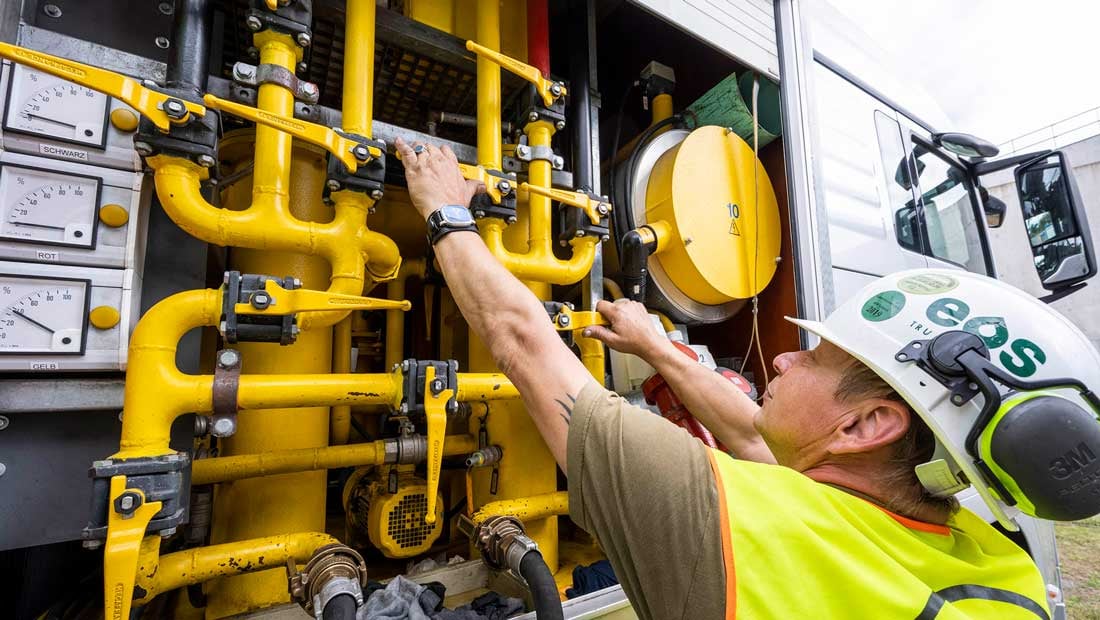 Home - Electrical Oil Services (EOS)