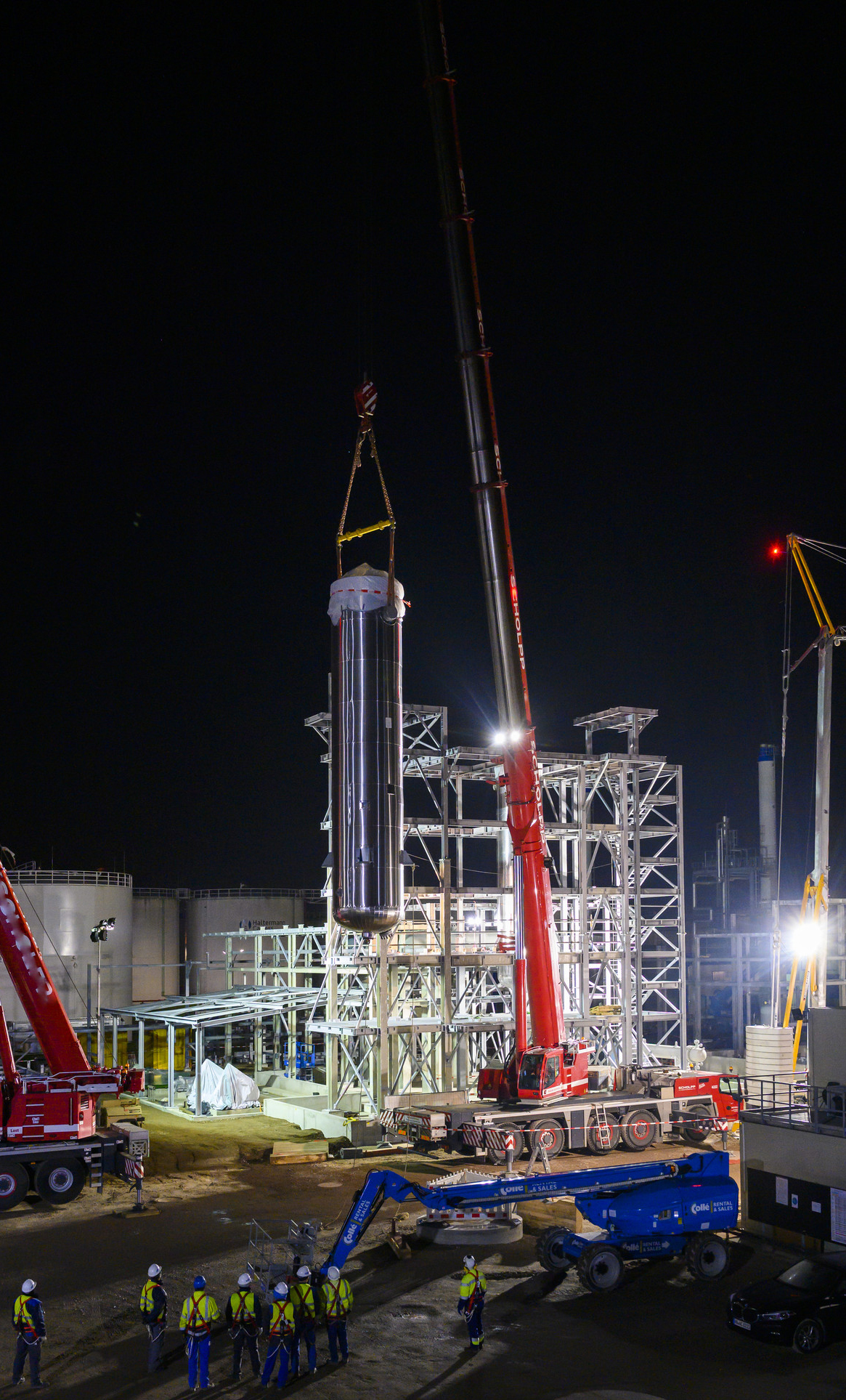 Haltermann Carless installs centrepiece of new hydrogenation plant
